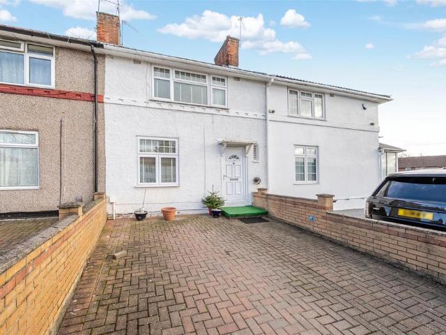 3 bedroom terraced house for sale