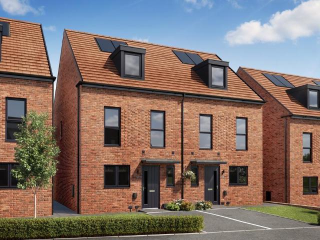 3 bedroom terraced house for sale