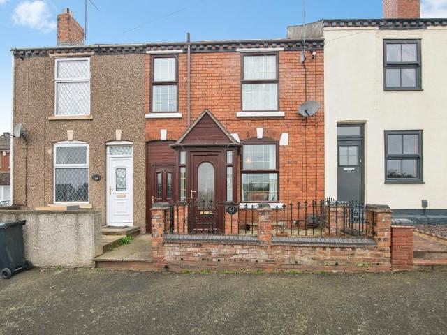 3 bedroom terraced house for sale