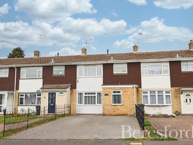3 bedroom terraced house for sale