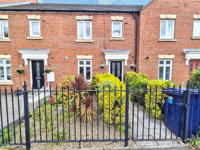 3 bedroom terraced house for sale