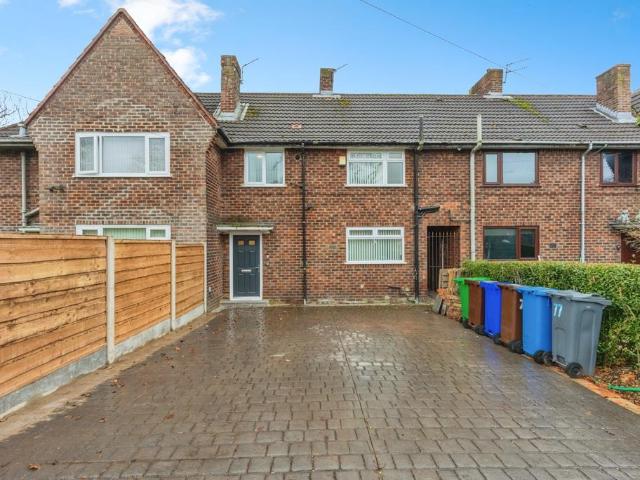 3 bedroom terraced house for sale