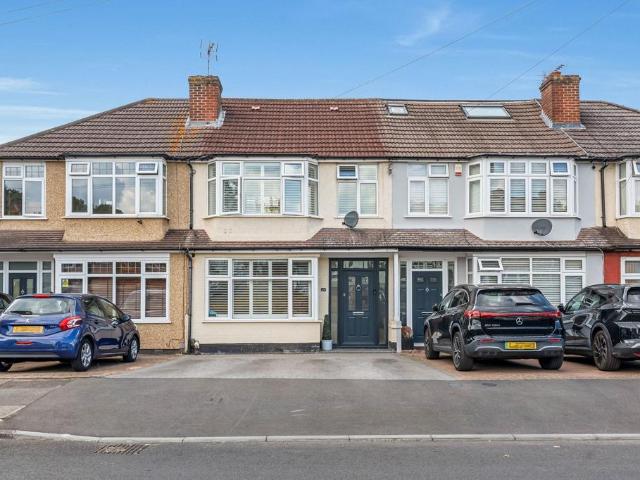 3 bedroom terraced house for sale