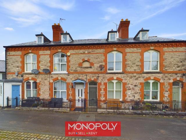 3 bedroom terraced house for sale