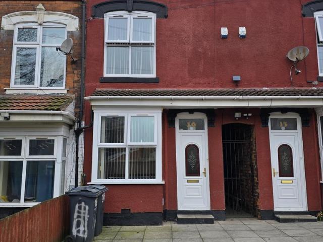 3 bedroom terraced house for sale
