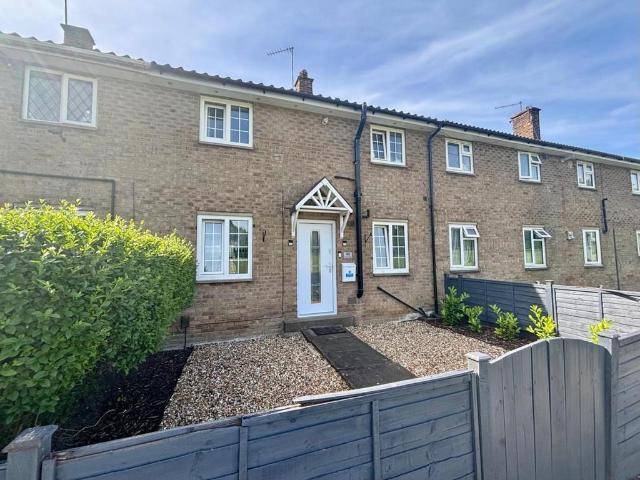 3 bedroom terraced house for sale