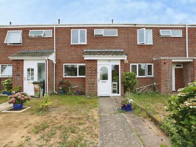3 bedroom terraced house for sale