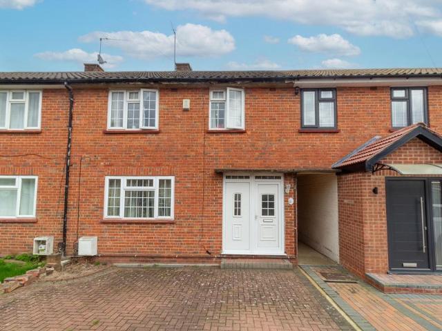 3 bedroom terraced house for sale