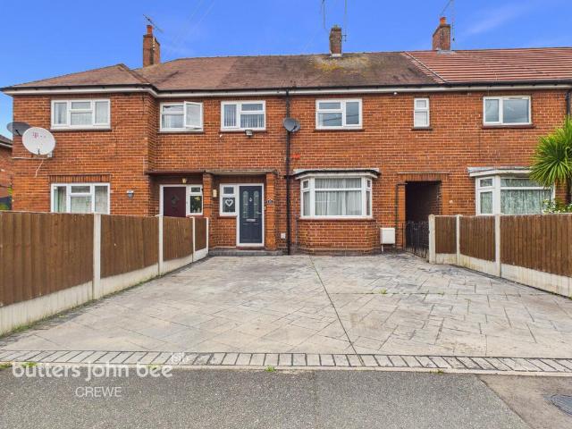 3 bedroom terraced house for sale