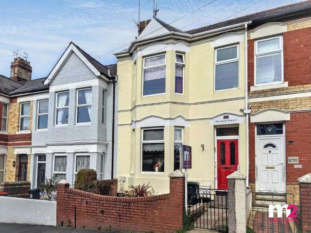 3 bedroom terraced house for sale