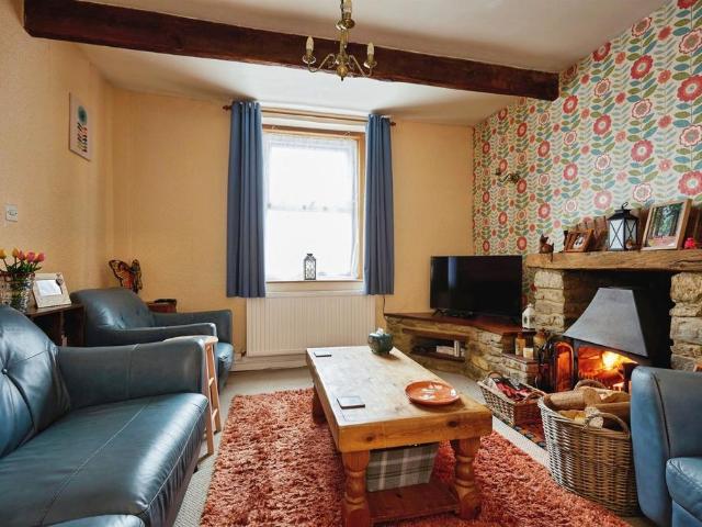 3 bedroom cottage for sale