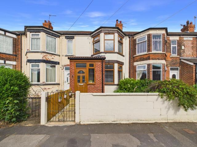 3 bedroom terraced house for sale