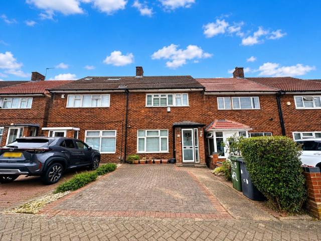 3 bedroom terraced house for sale