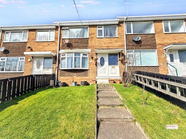 3 bedroom terraced house for sale