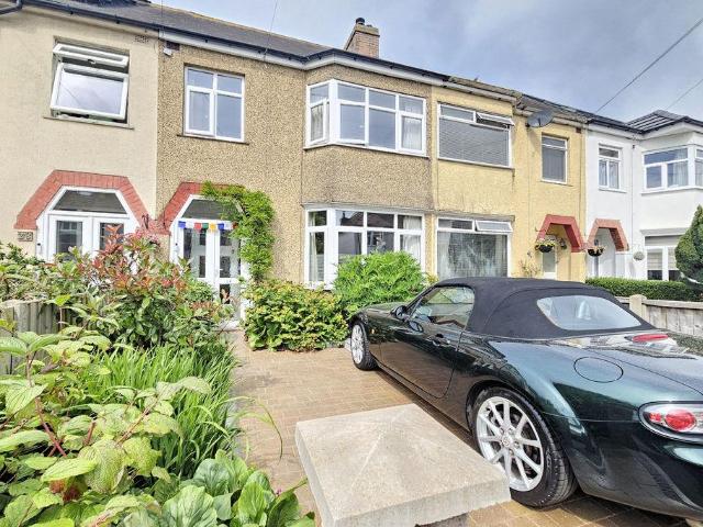 3 bedroom terraced house for sale