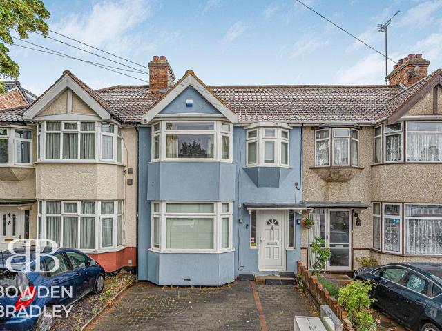 3 bedroom terraced house for sale