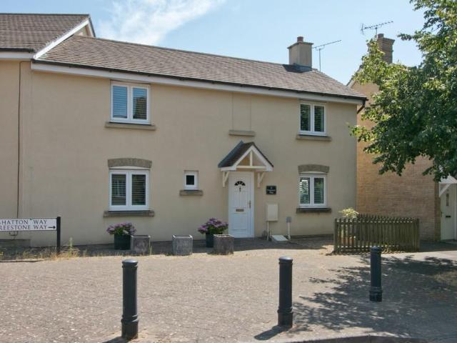 3 bedroom end of terrace house for sale