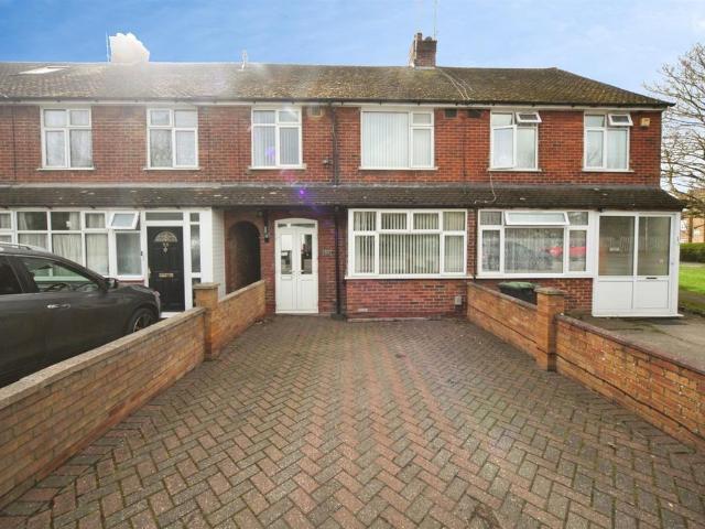 3 bedroom terraced house for sale