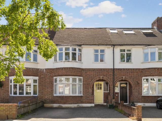 3 bedroom terraced house for sale