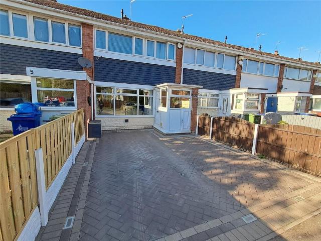 3 bedroom terraced house for sale