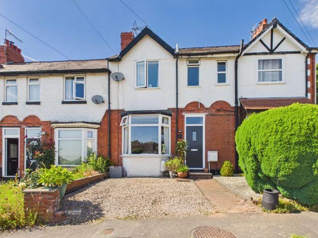 3 bedroom terraced house for sale