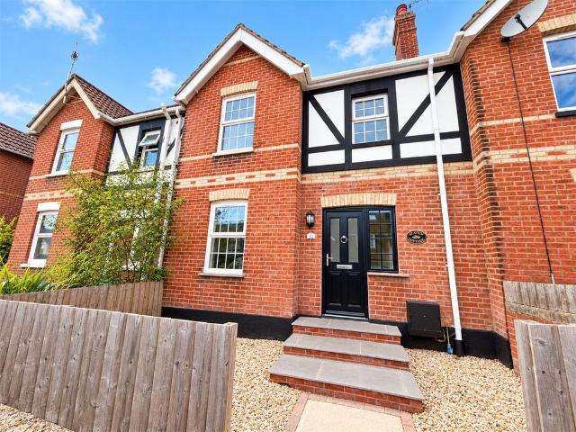 3 bedroom terraced house for sale