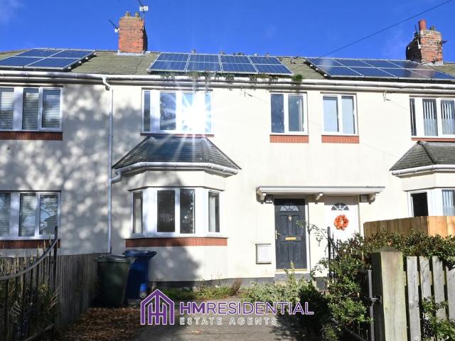 3 bedroom terraced house for sale