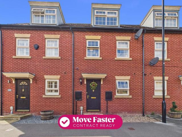 3 bedroom terraced house for sale