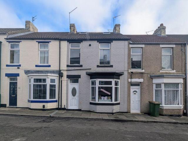 4 bedroom terraced house for sale