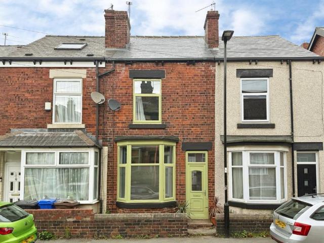 3 bedroom terraced house for sale