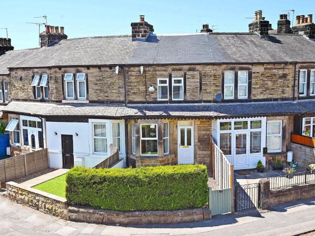 3 bedroom terraced house for sale