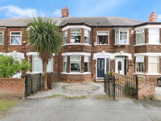 3 bedroom terraced house for sale