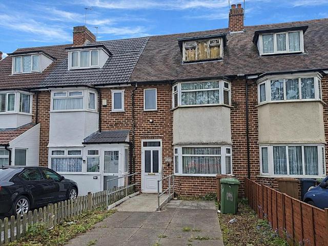 3 bedroom terraced house for sale