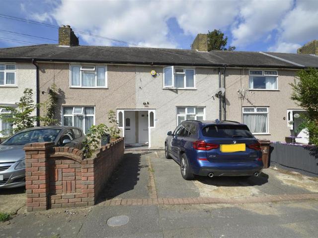 3 bedroom terraced house for sale