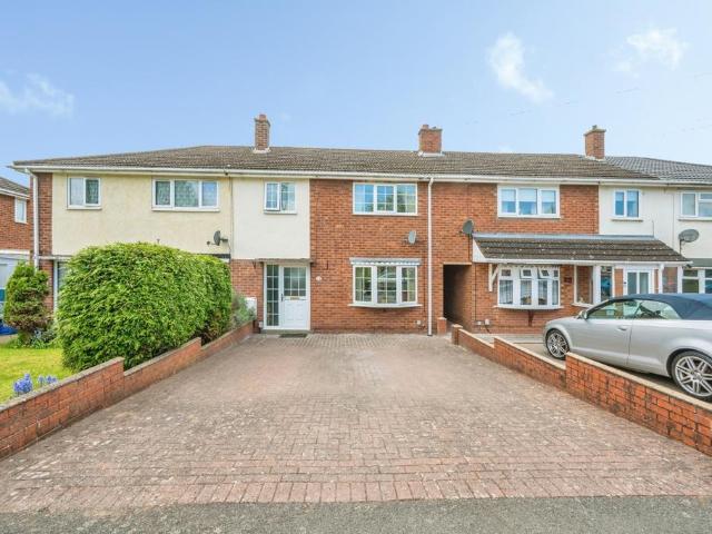 3 bedroom terraced house for sale