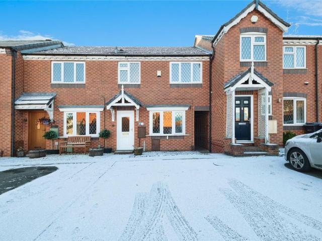 3 bedroom terraced house for sale