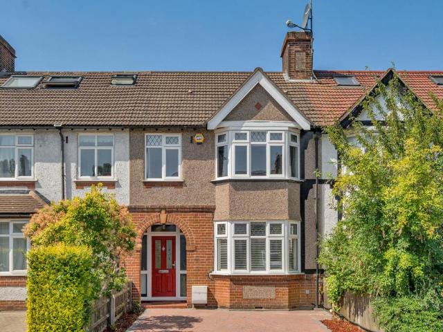 3 bedroom terraced house for sale