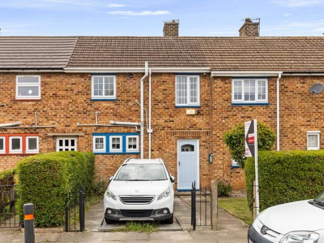3 bedroom terraced house for sale