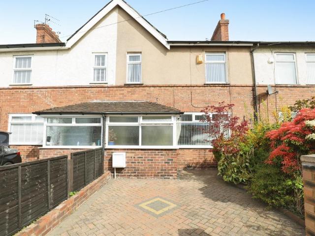 3 bedroom terraced house for sale