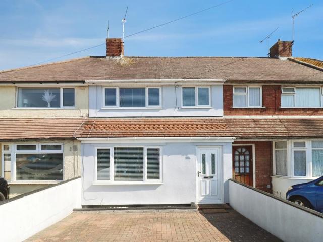 3 bedroom terraced house for sale