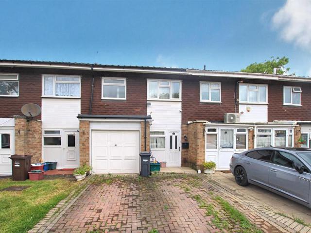 3 bedroom terraced house for sale