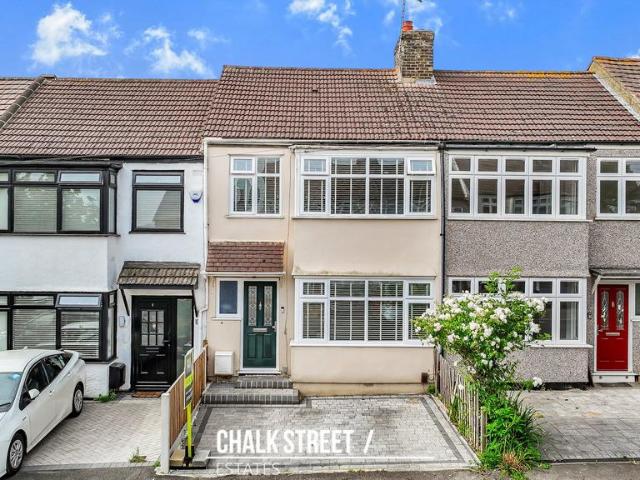 3 bedroom terraced house for sale