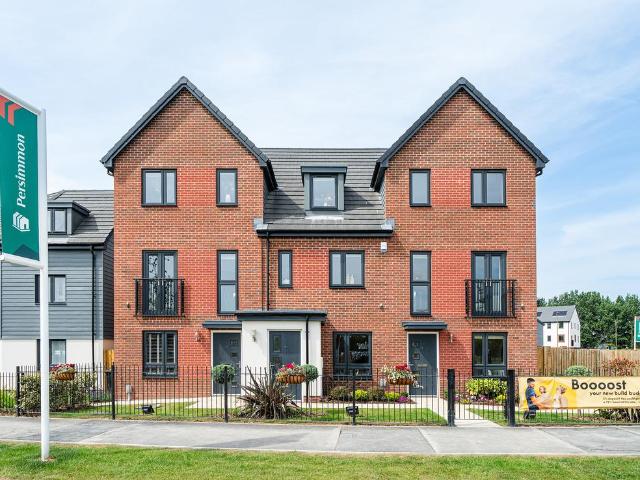 3 bedroom terraced house for sale