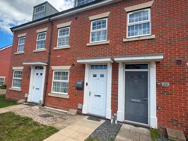 3 bedroom terraced house for sale