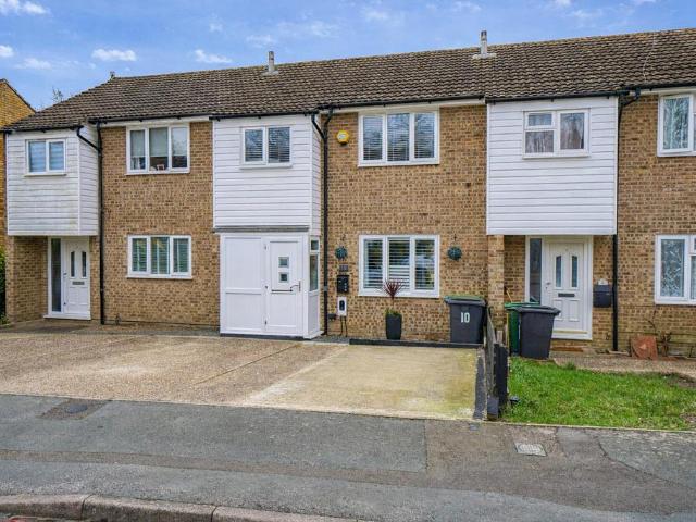 3 bedroom terraced house for sale