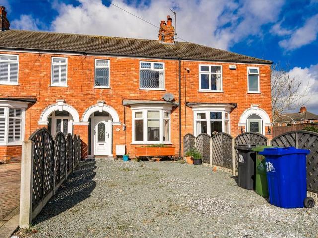 3 bedroom terraced house for sale