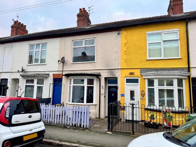 3 bedroom terraced house for sale
