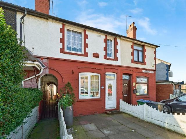 3 bedroom terraced house for sale