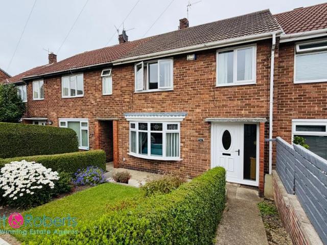 3 bedroom terraced house for sale