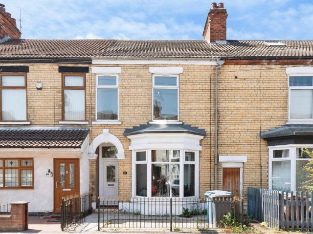 3 bedroom terraced house for sale